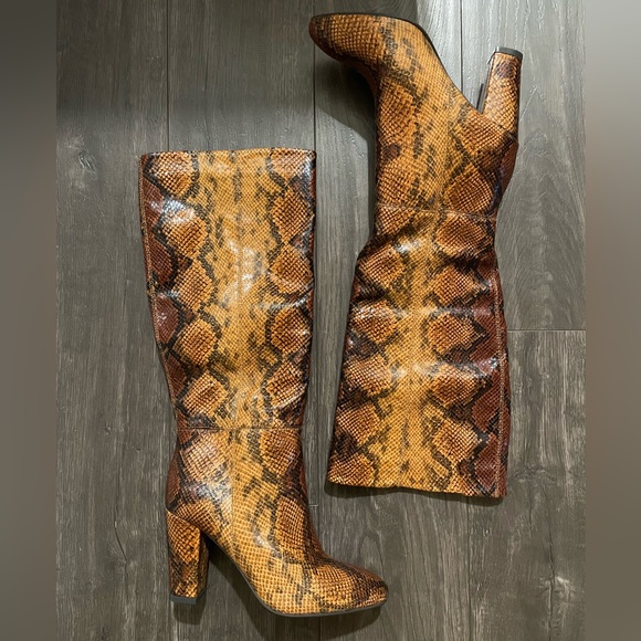 White Mountain | Shoes | Nwot White Mountain Snake Skin Boot | Poshmark